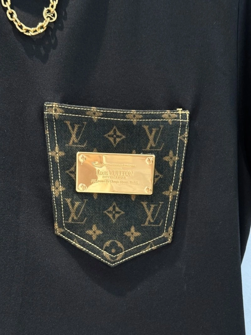 Inexpensive Unclassified Brand T-Shirts