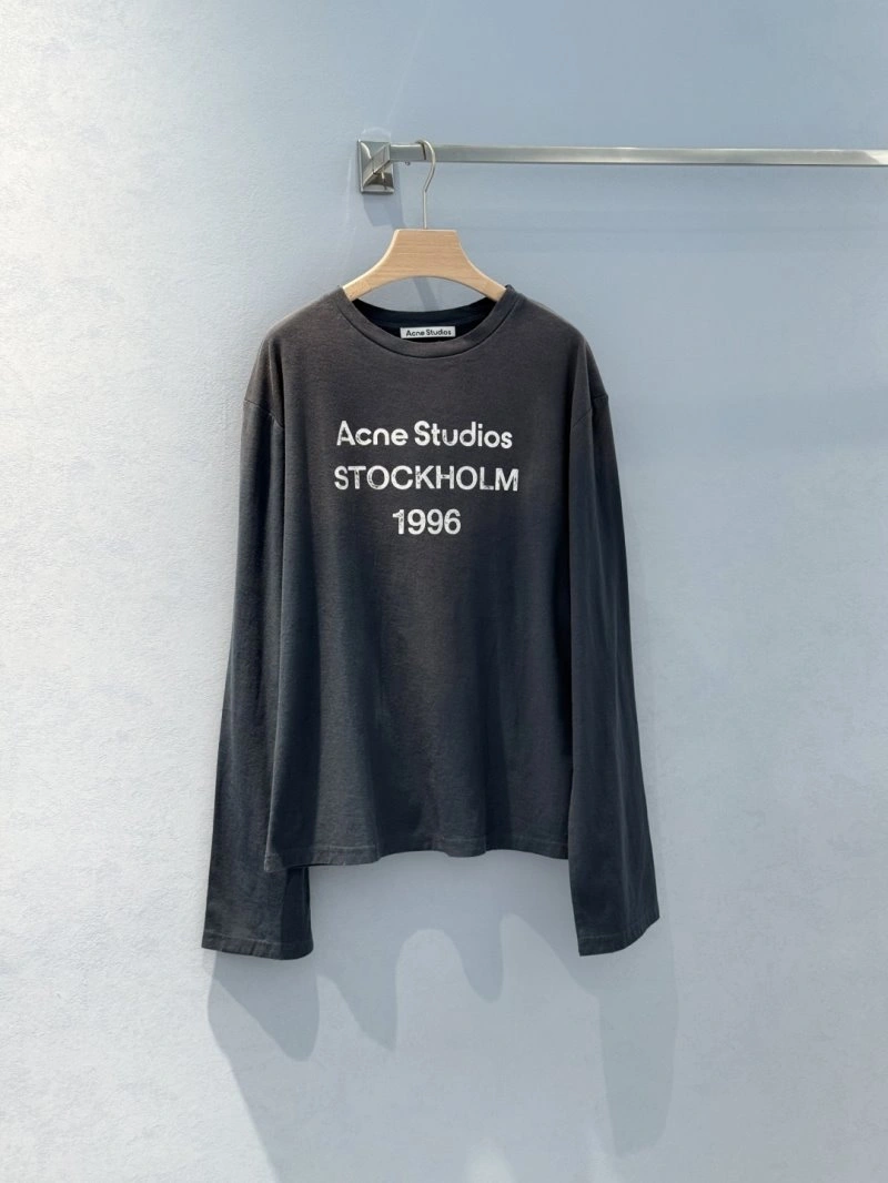 Unclassified Brand T-Shirts