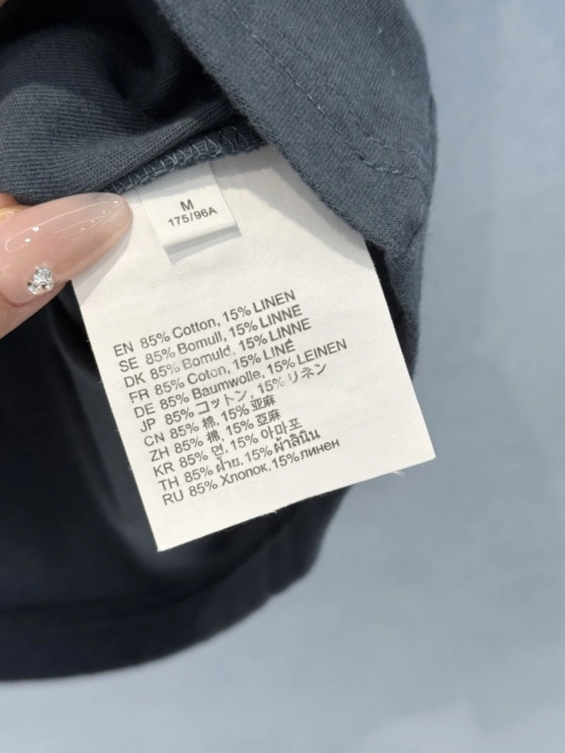 Inexpensive Unclassified Brand T-Shirts