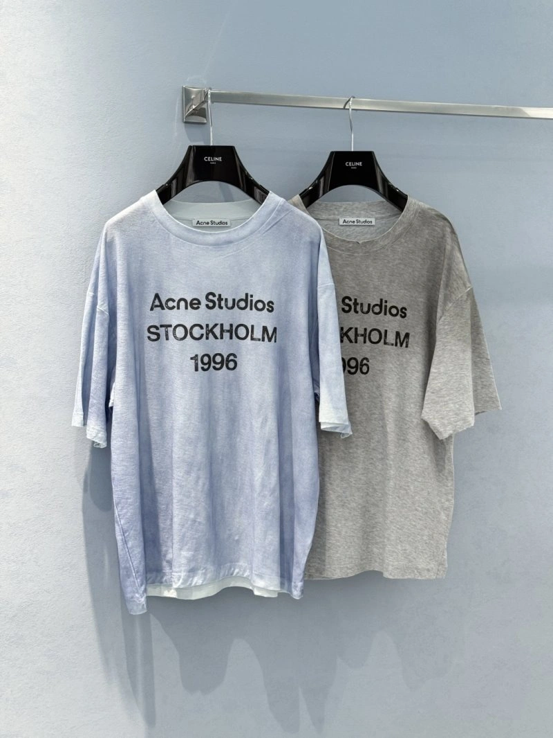 Unclassified Brand T-Shirts
