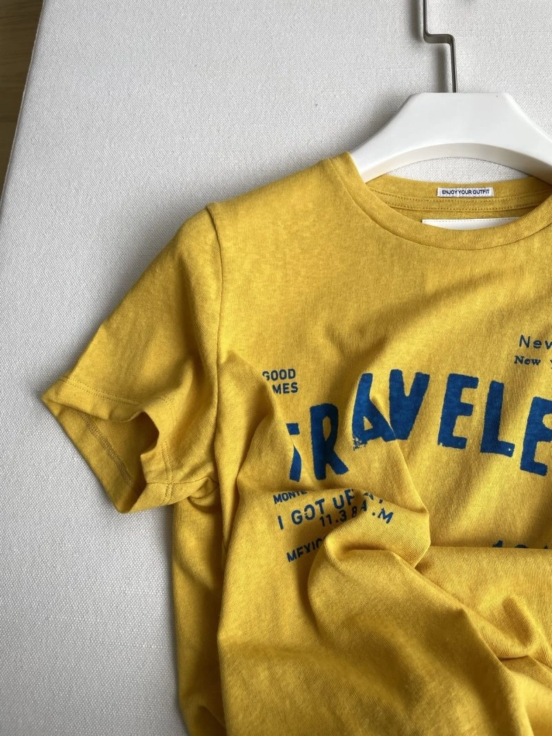 High fidelity Unclassified Brand T-Shirts