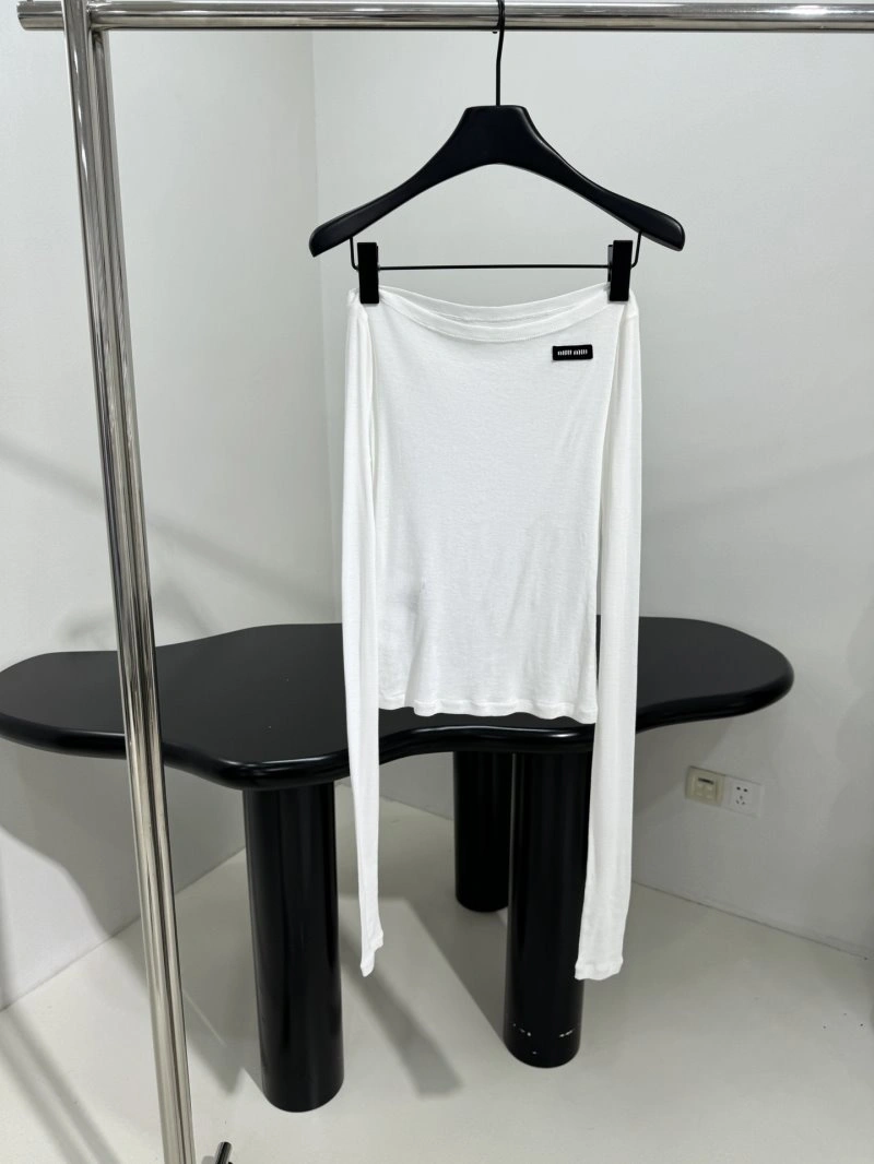 Unclassified Brand T-Shirts