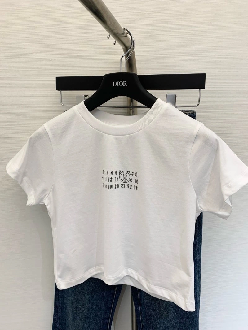 Unclassified Brand T-Shirts