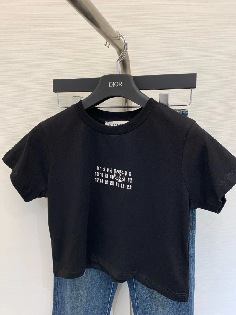 Unclassified Brand T-Shirts