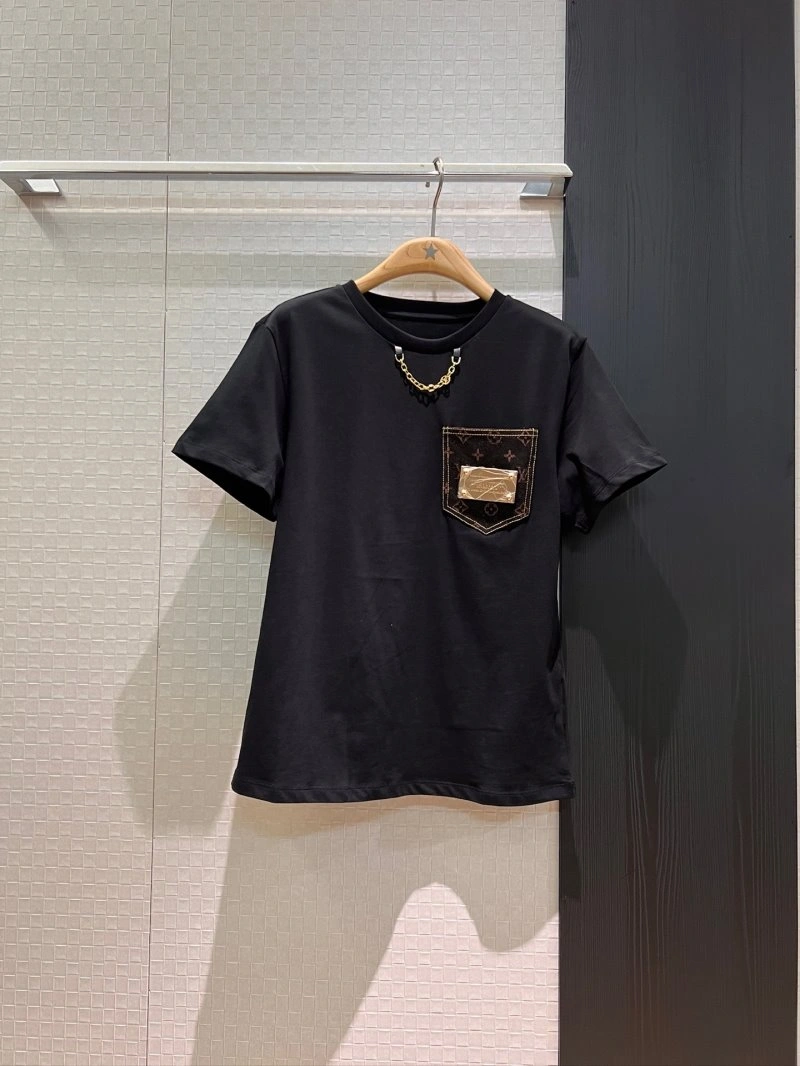 Unclassified Brand T-Shirts