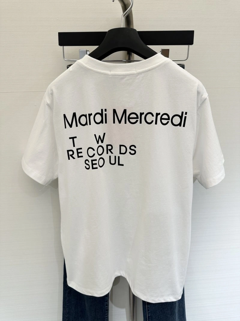 Accurate model Unclassified Brand T-Shirts