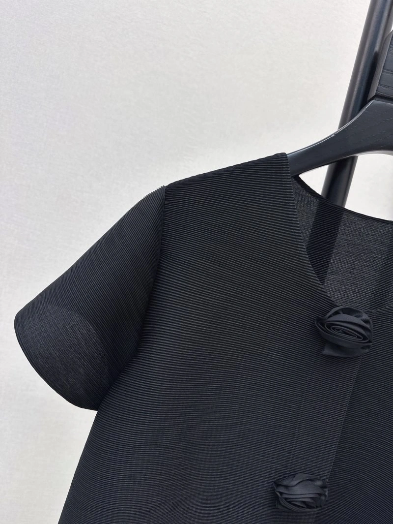 Exact replica Unclassified Brand T-Shirts