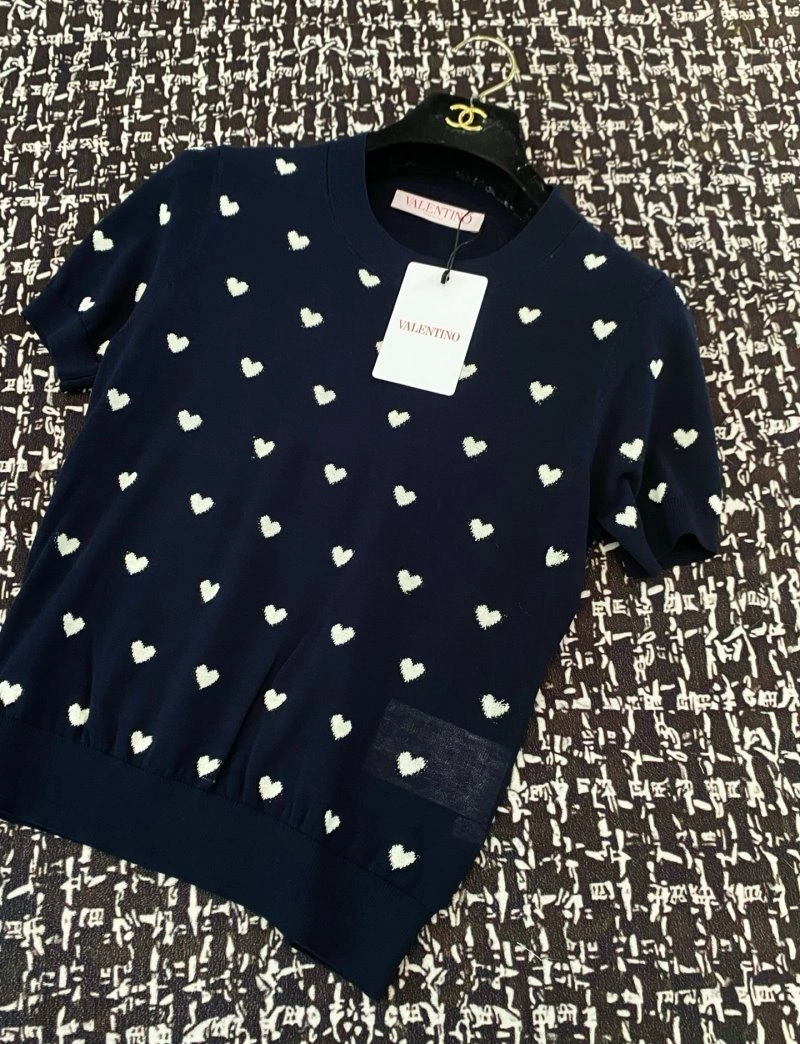 Unclassified Brand T-Shirts