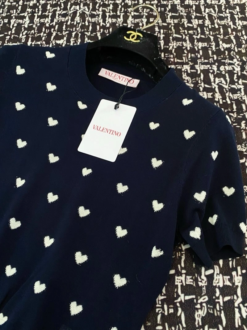 Brand-authenticated Unclassified Brand T-Shirts