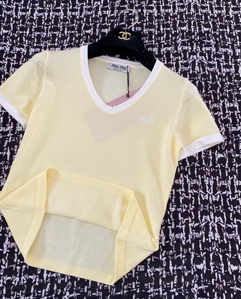 Cut-rate Unclassified Brand T-Shirts