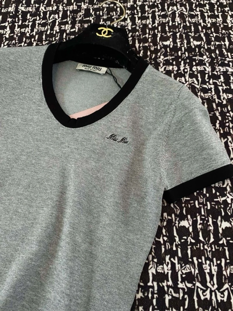Cut-rate Unclassified Brand T-Shirts