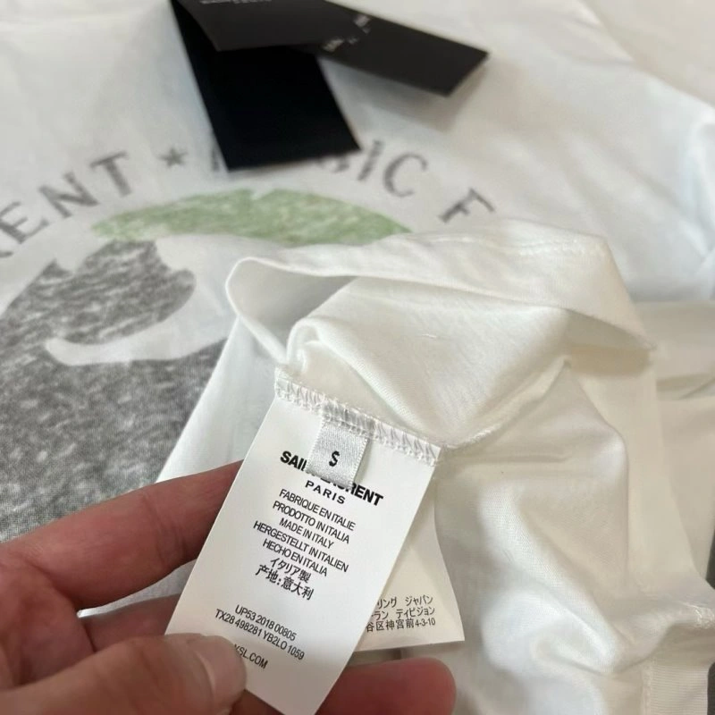 Exact replica Unclassified Brand T-Shirts