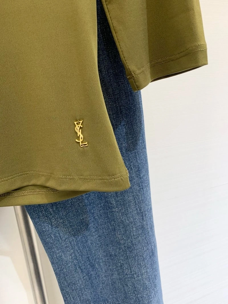Cut-rate Unclassified Brand T-Shirts