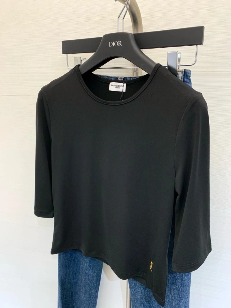 Unclassified Brand T-Shirts