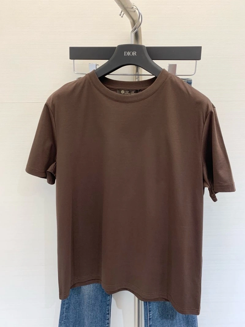 Unclassified Brand T-Shirts