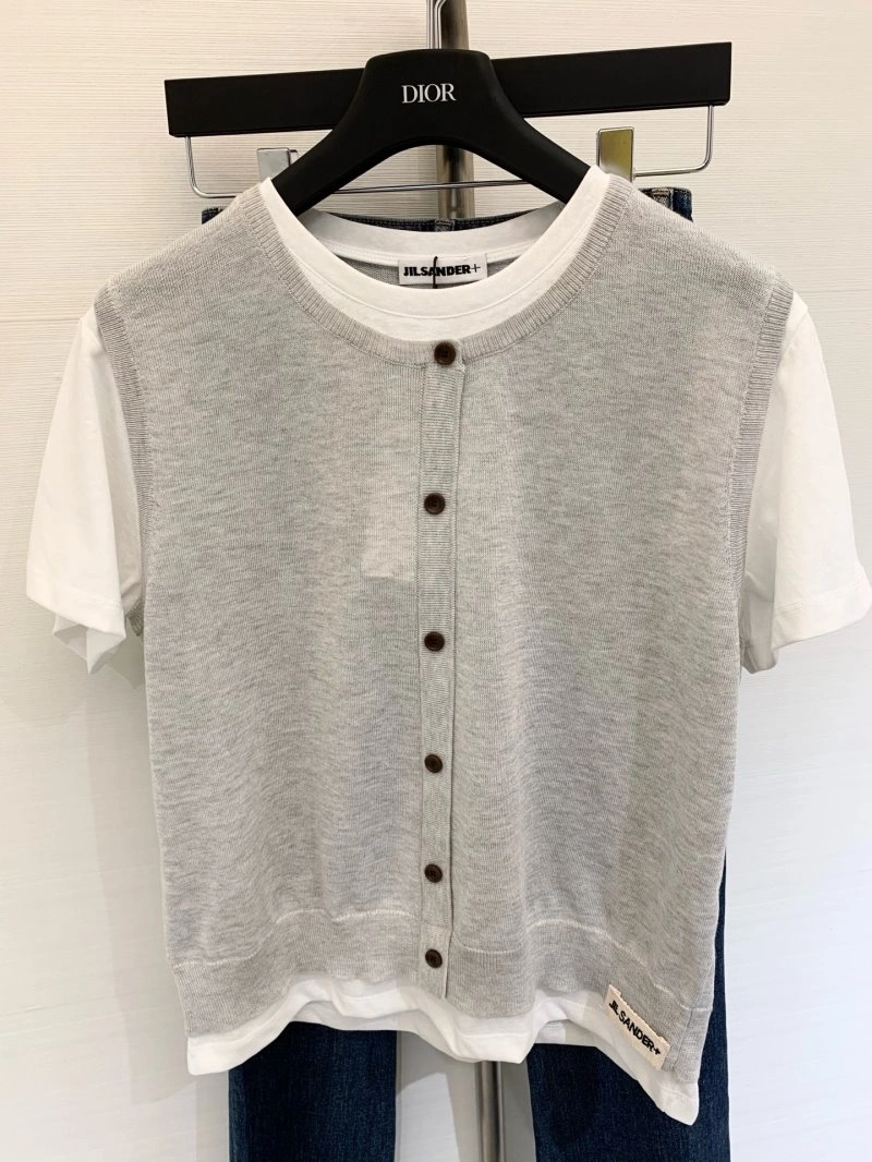 Low-cost Unclassified Brand T-Shirts