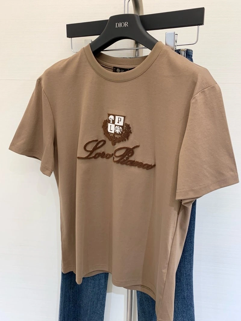 Affordable Unclassified Brand T-Shirts