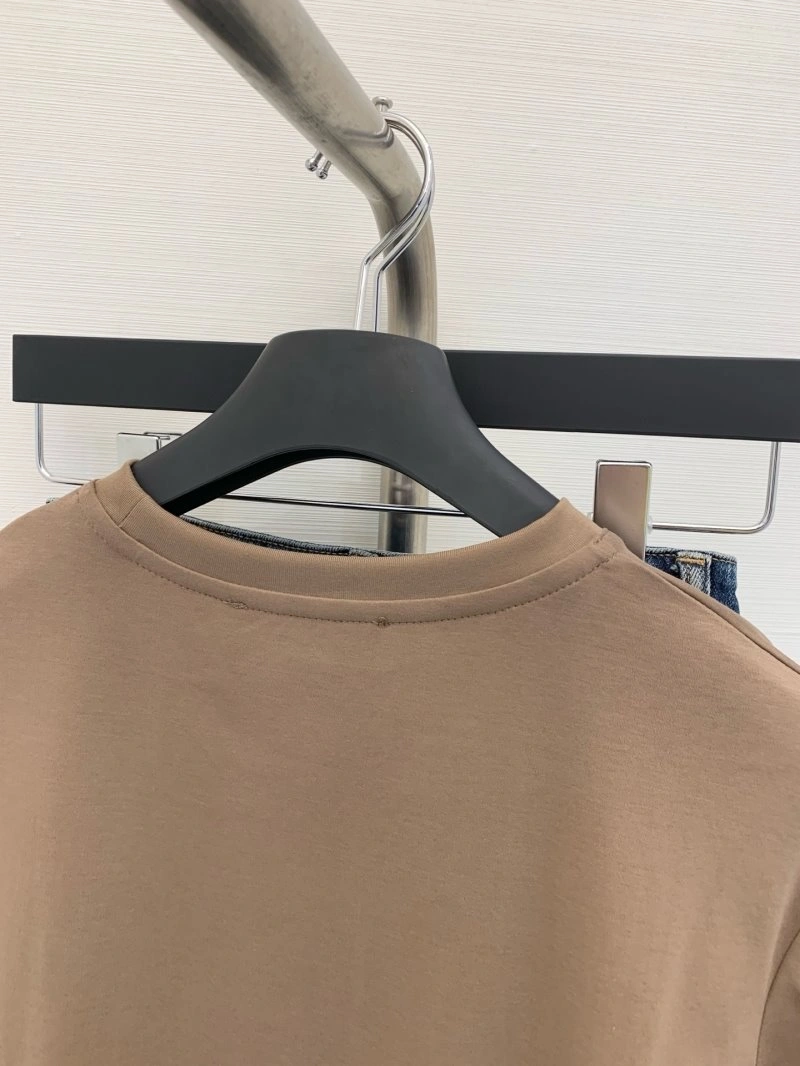 Affordable Unclassified Brand T-Shirts