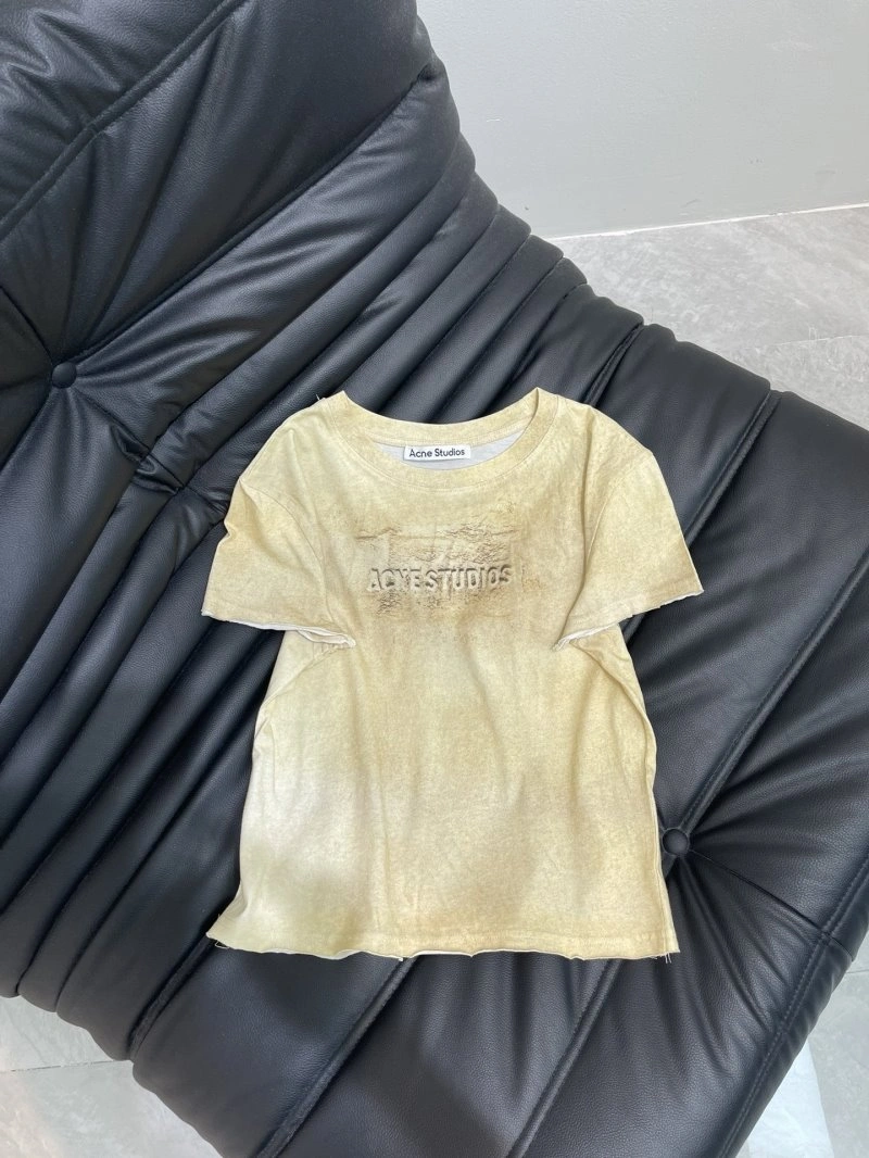 Unclassified Brand T-Shirts