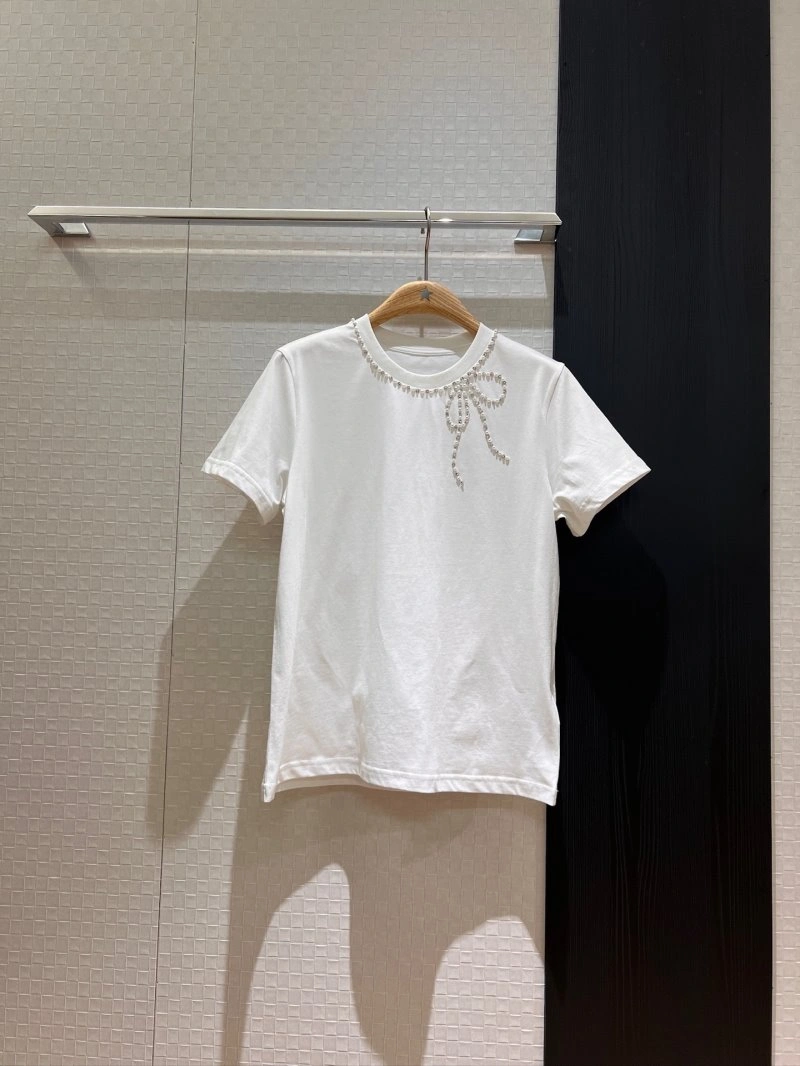 Unclassified Brand T-Shirts