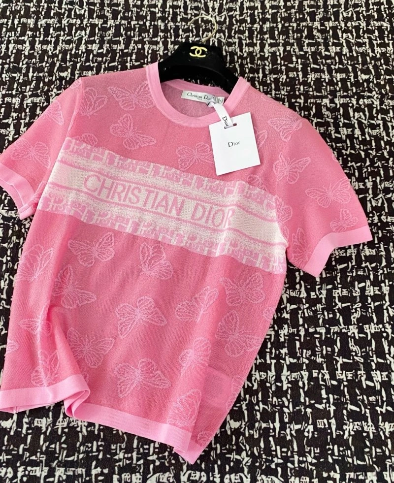 Unclassified Brand T-Shirts