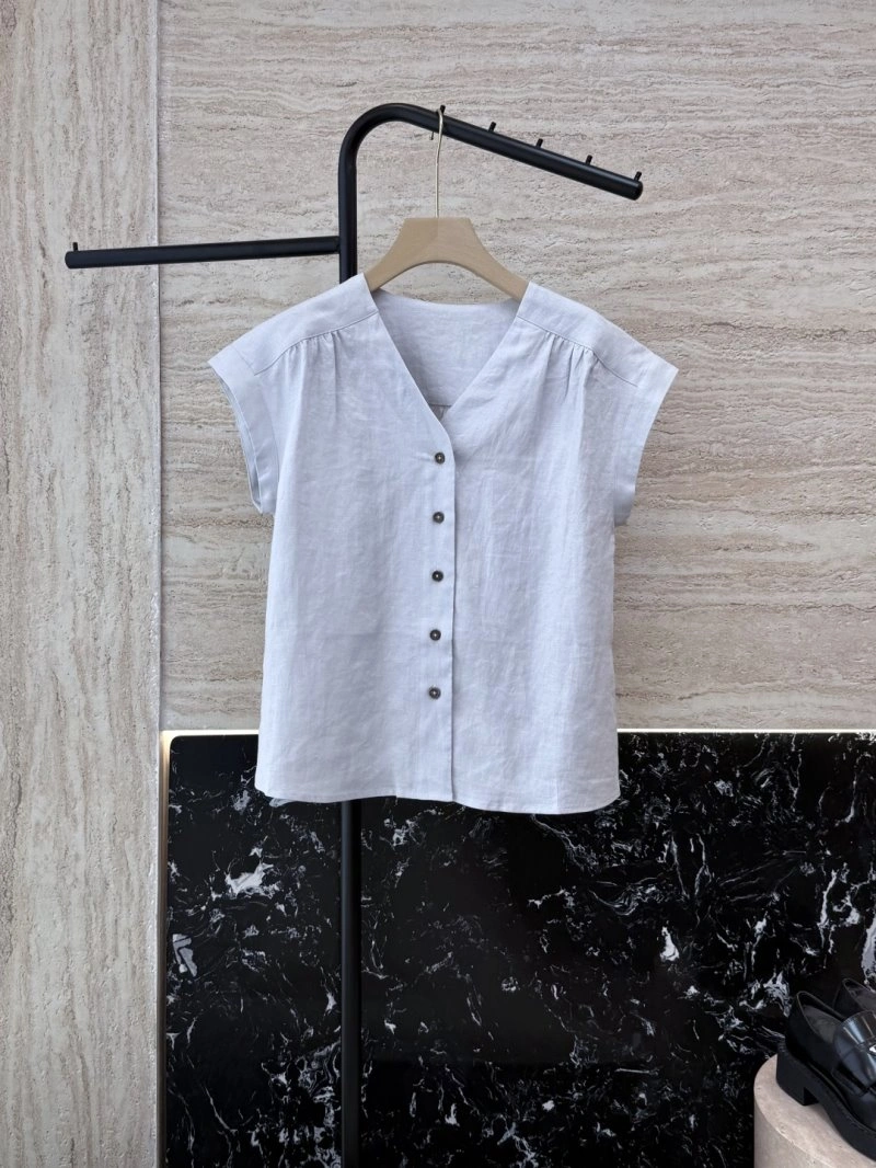 Unclassified Brand T-Shirts