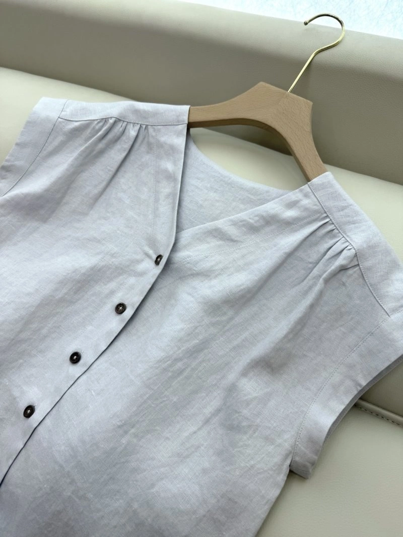 Budget-friendly Unclassified Brand T-Shirts