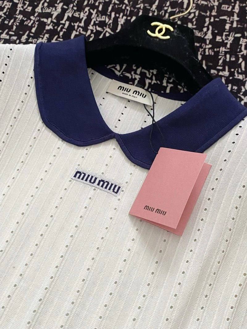 Affordable Unclassified Brand T-Shirts