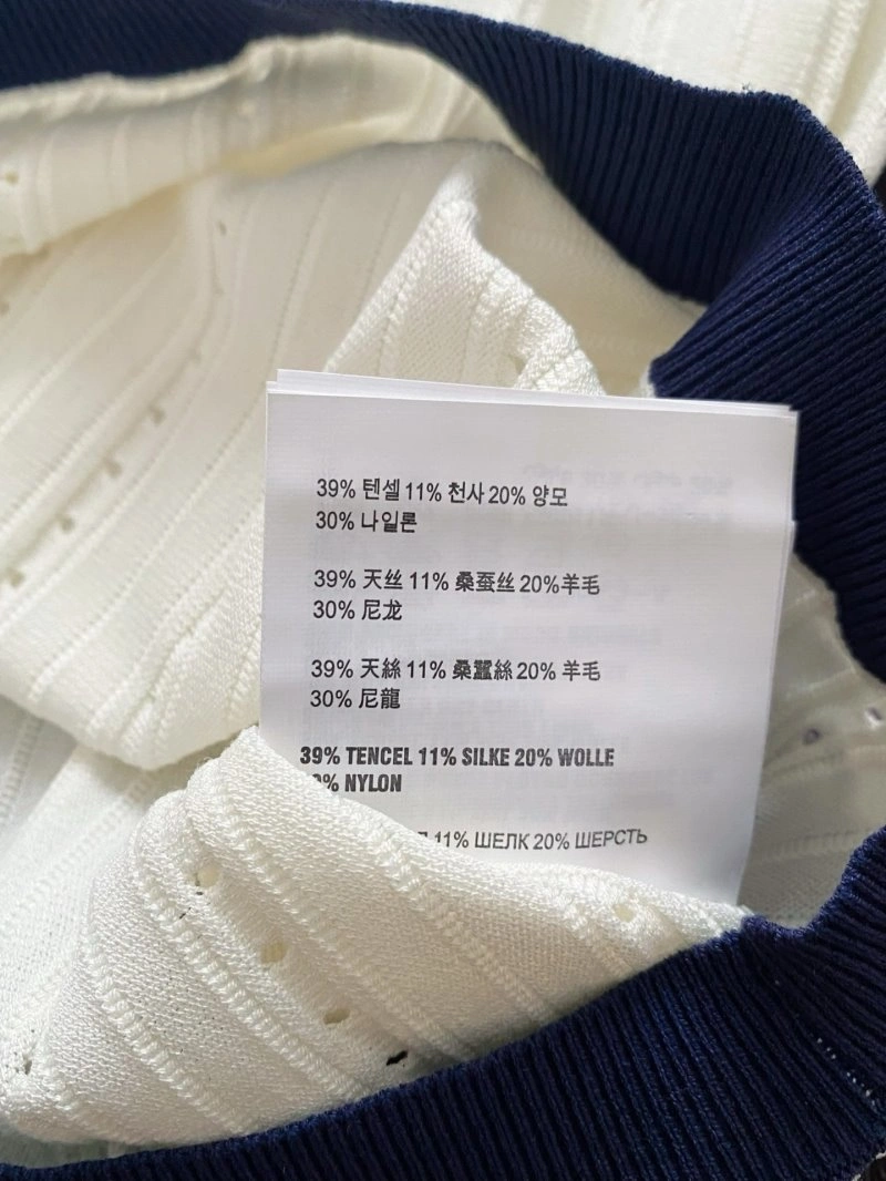 Affordable Unclassified Brand T-Shirts