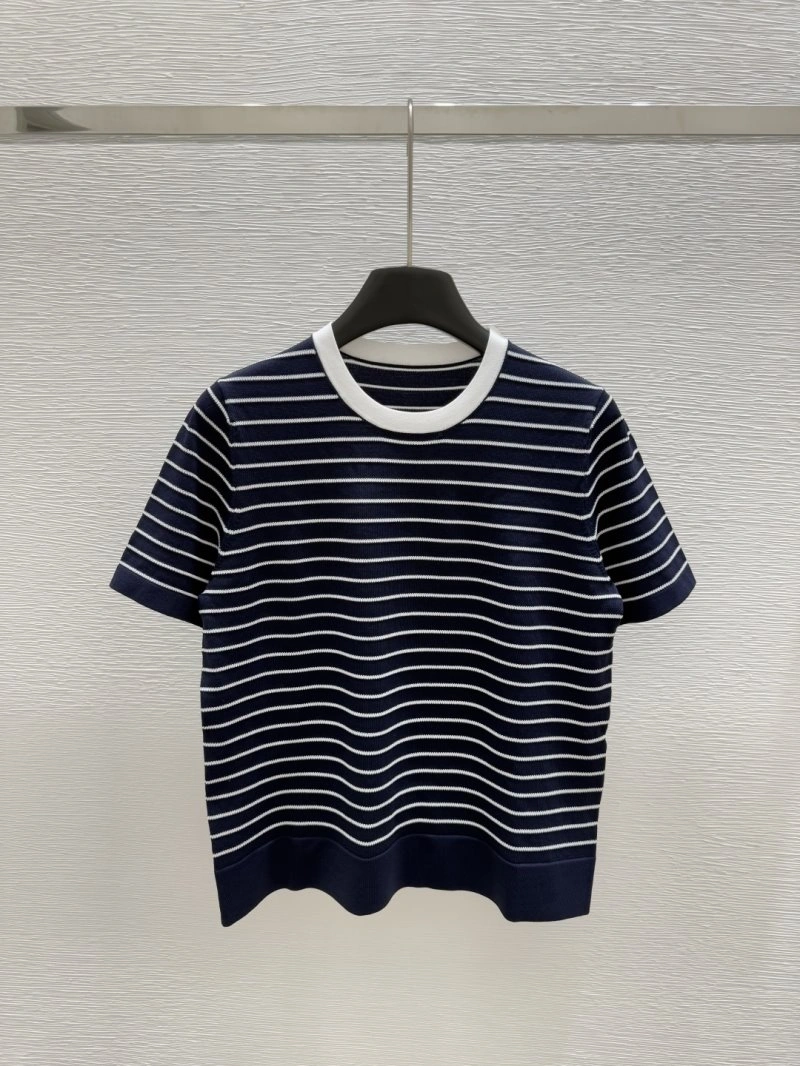 Unclassified Brand T-Shirts