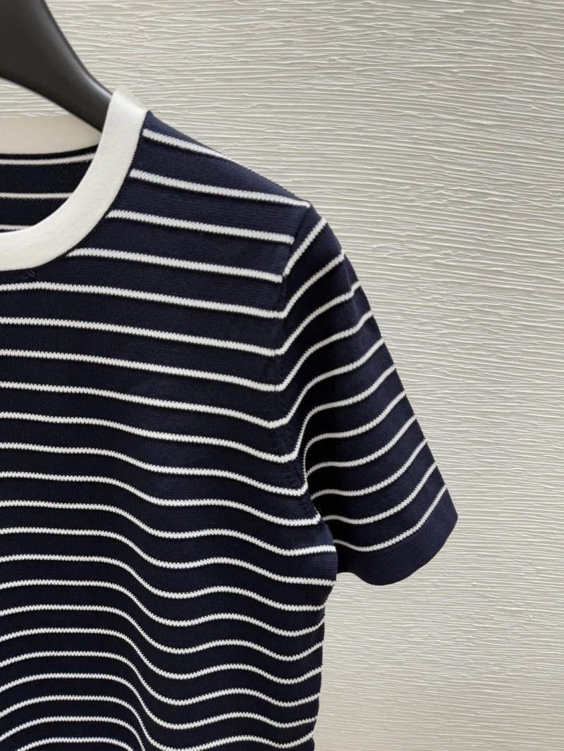 Top mirror Unclassified Brand T-Shirts