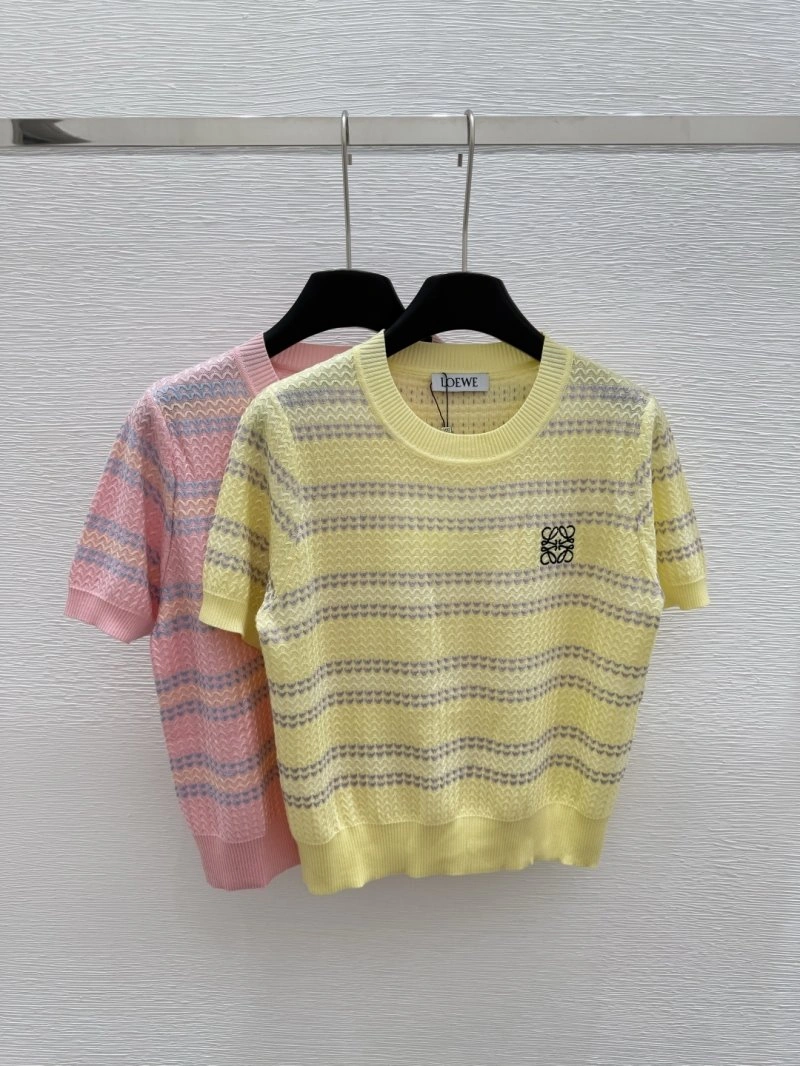 Unclassified Brand T-Shirts