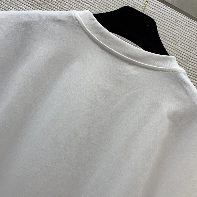 Precise copy Unclassified Brand T-Shirts