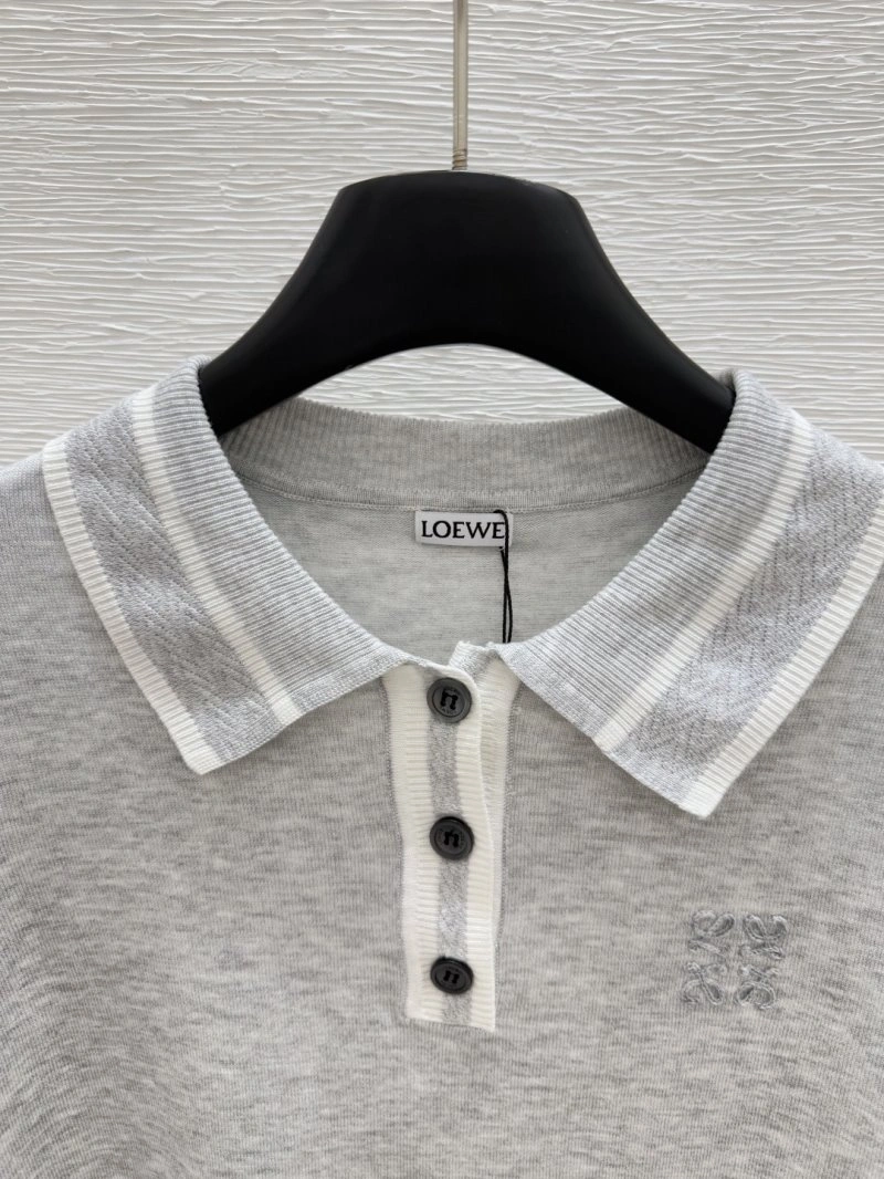 Real Unclassified Brand T-Shirts