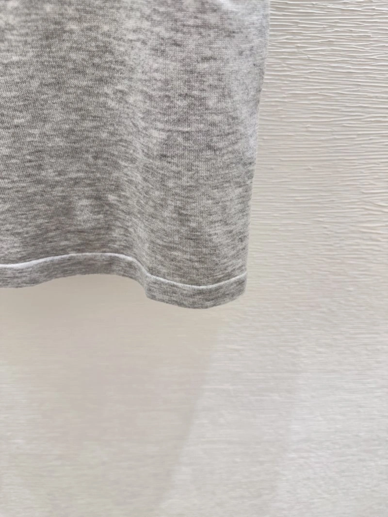 Real Unclassified Brand T-Shirts