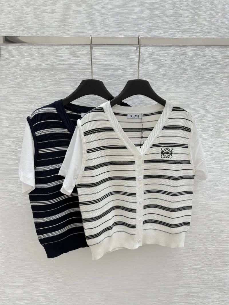 Unclassified Brand T-Shirts