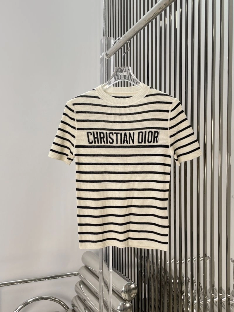 Brand-authenticated Unclassified Brand T-Shirts
