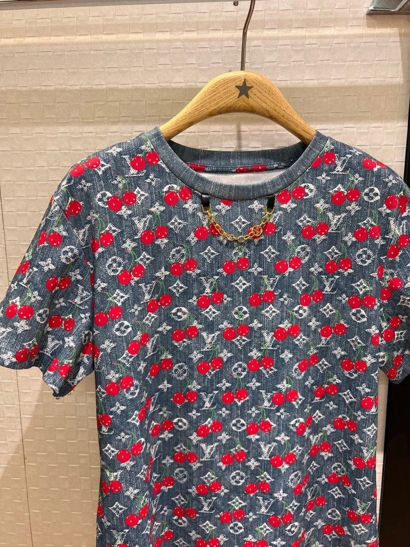 Economical Unclassified Brand T-Shirts