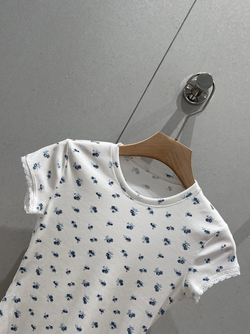 Inexpensive Unclassified Brand T-Shirts