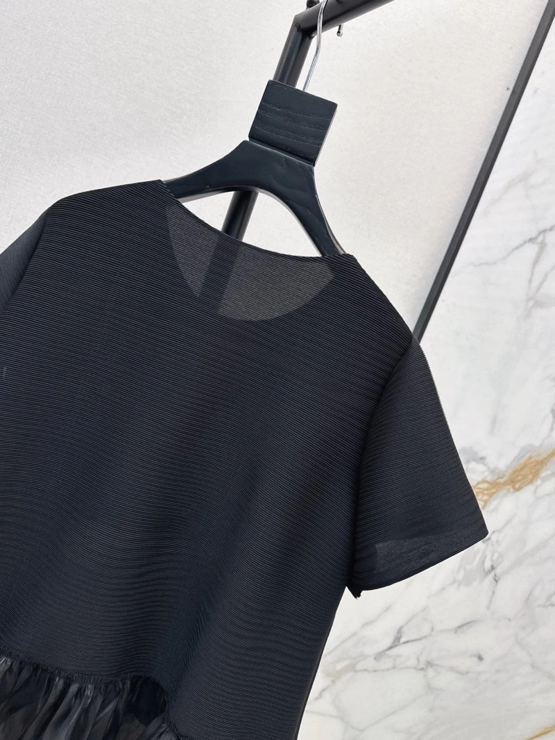 Affordable Unclassified Brand T-Shirts