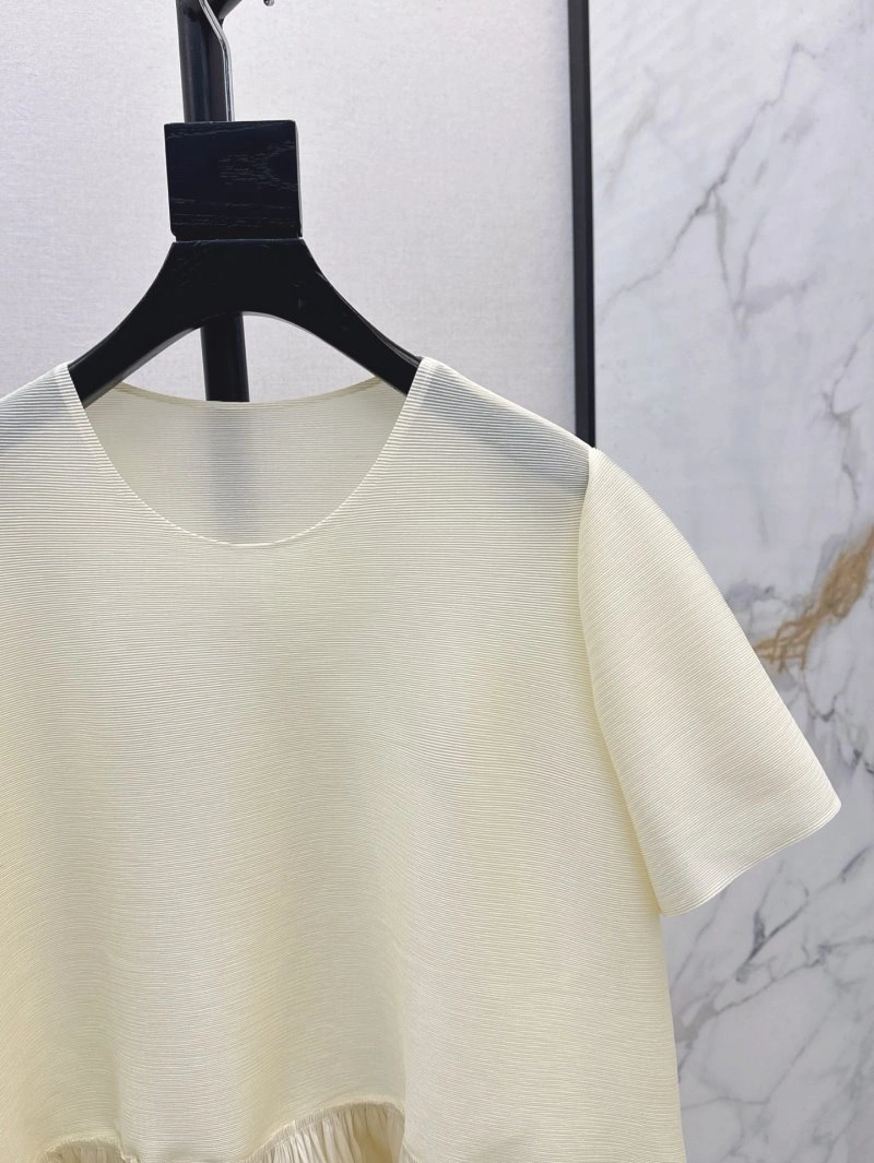 Affordable Unclassified Brand T-Shirts