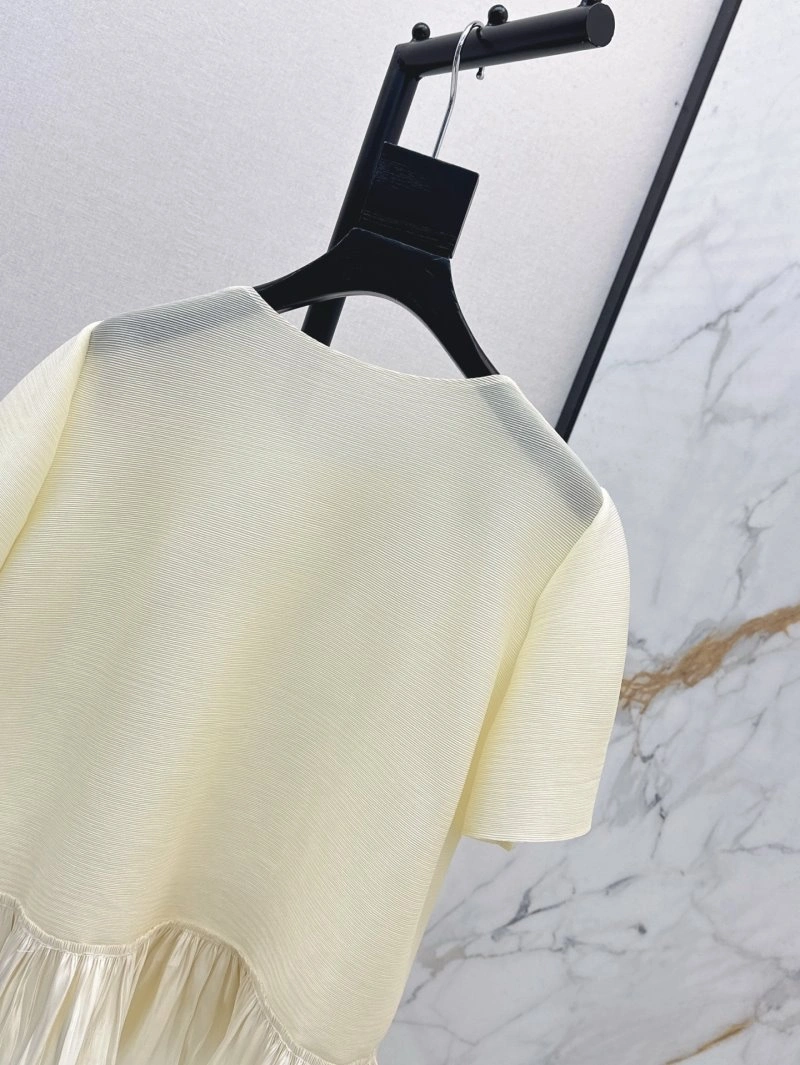 Affordable Unclassified Brand T-Shirts