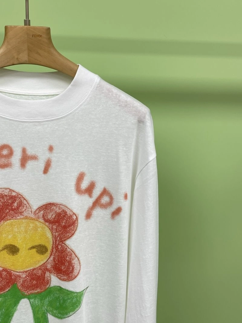 Cut-rate Unclassified Brand T-Shirts
