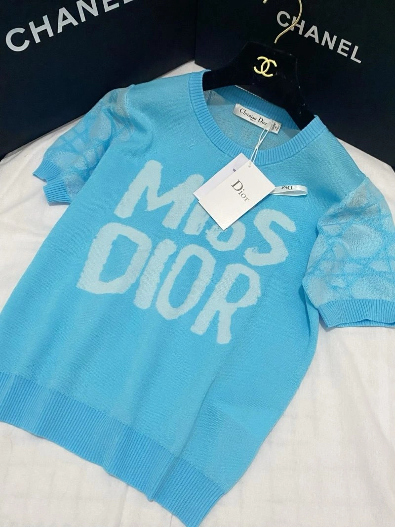 Unclassified Brand T-Shirts