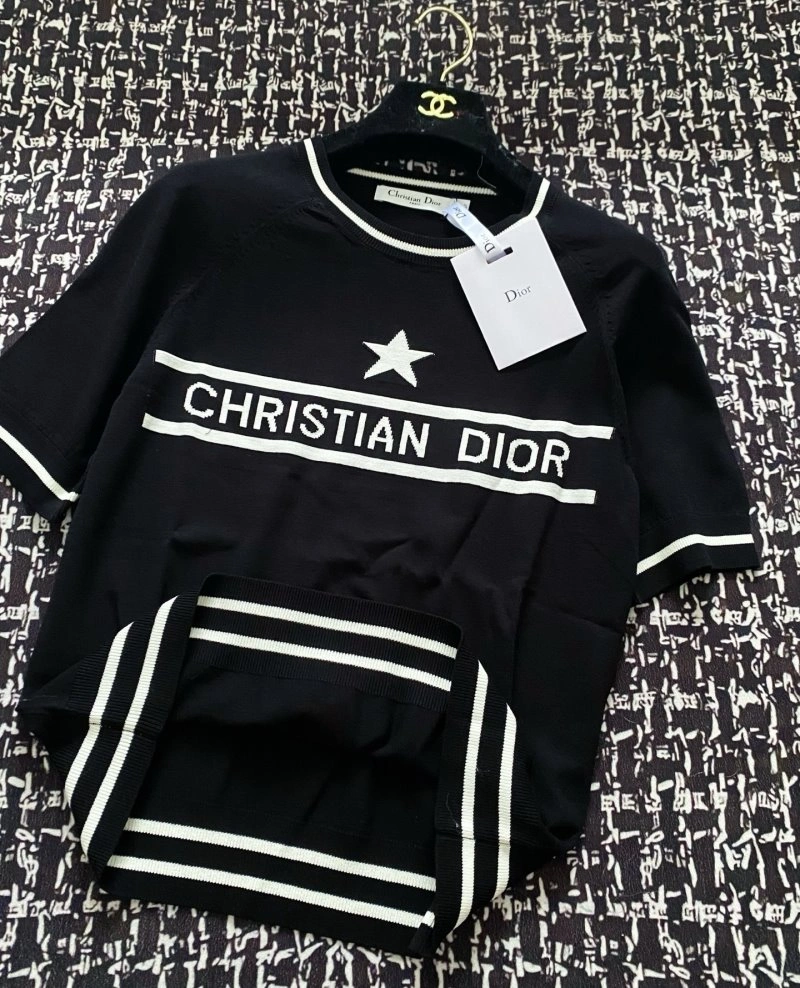Brand-authenticated Unclassified Brand T-Shirts