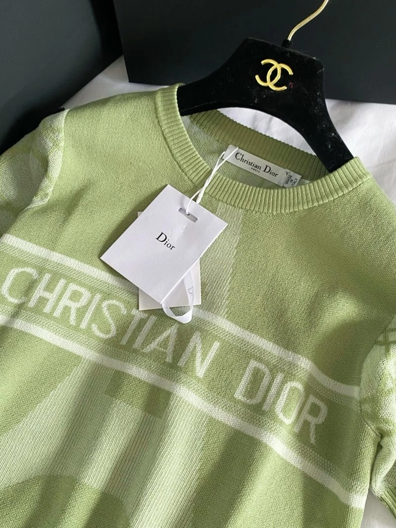 Real Unclassified Brand T-Shirts