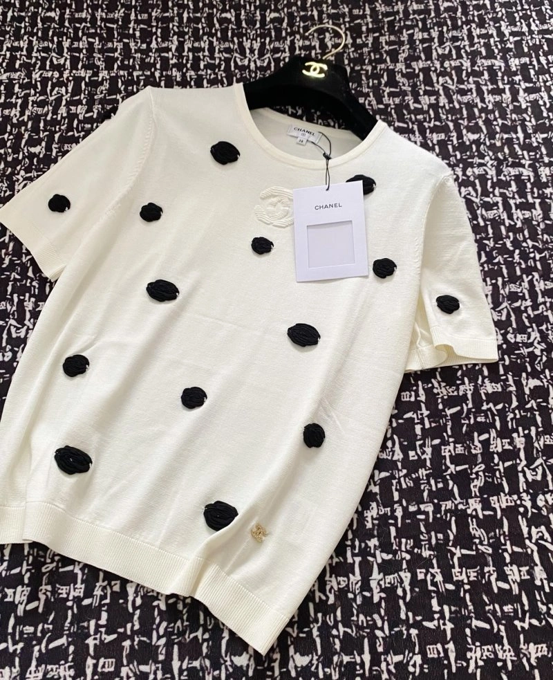 Unclassified Brand T-Shirts