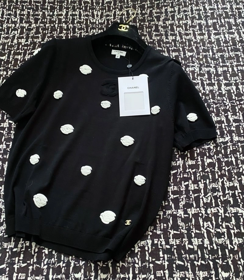 Unclassified Brand T-Shirts