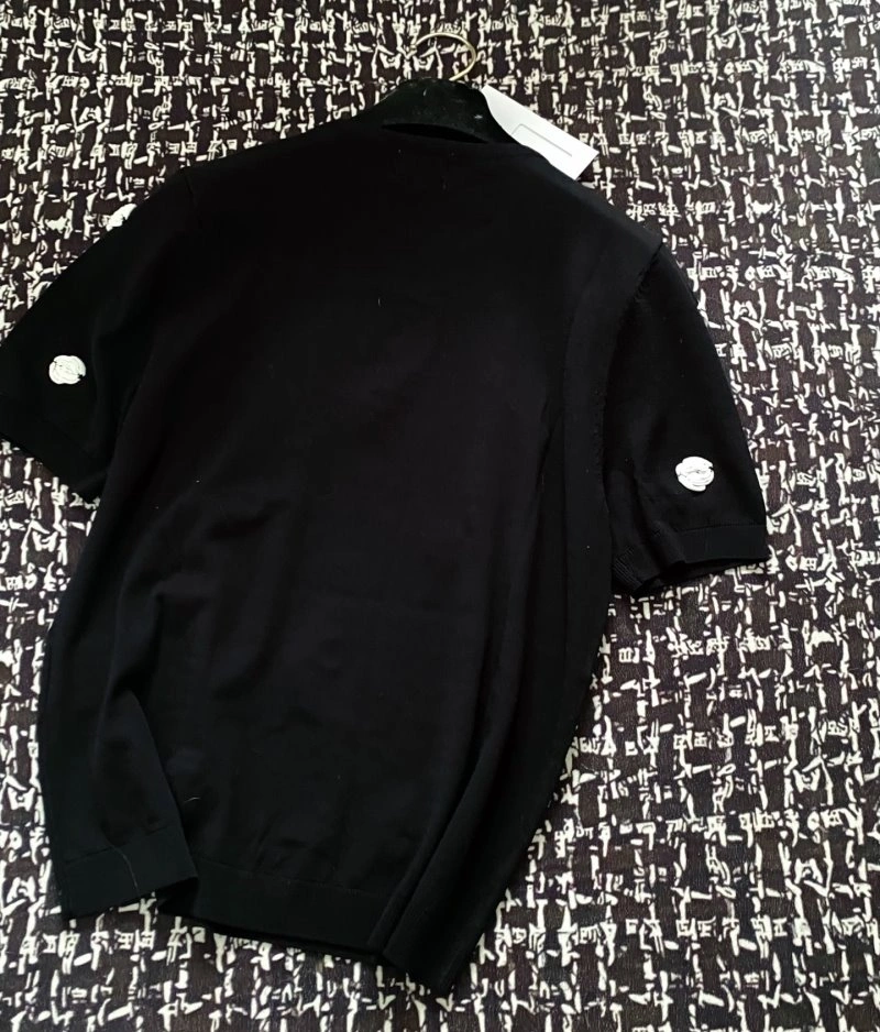 Cut-rate Unclassified Brand T-Shirts