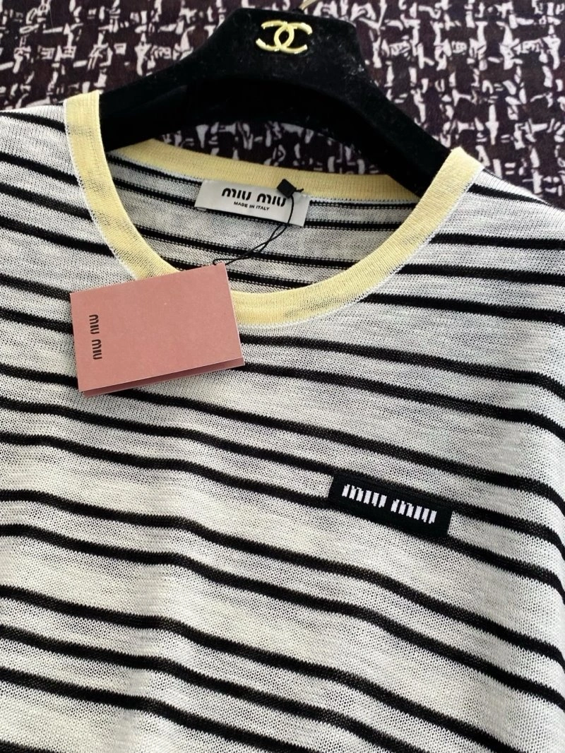 Affordable Unclassified Brand T-Shirts